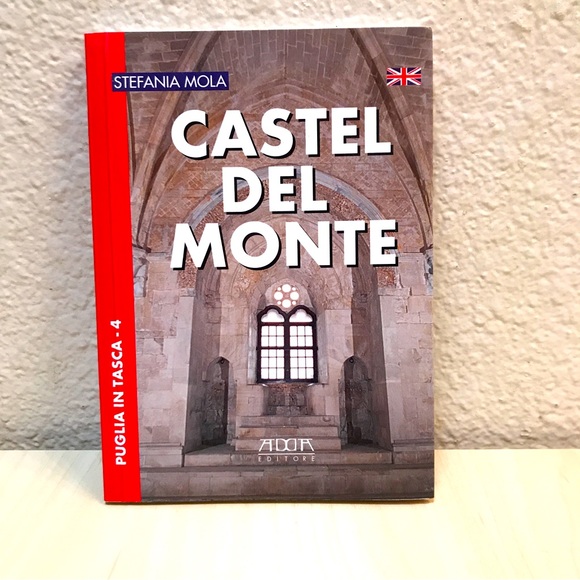 Accents | Italy Book On Castel Del Montebook In English | Poshmark